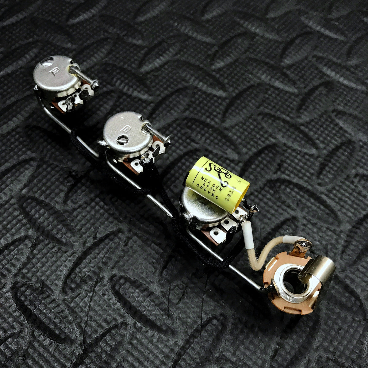 J Bass "Mini Pot" with Series/Parallel Push Pull, Pre-Wired Harness ...